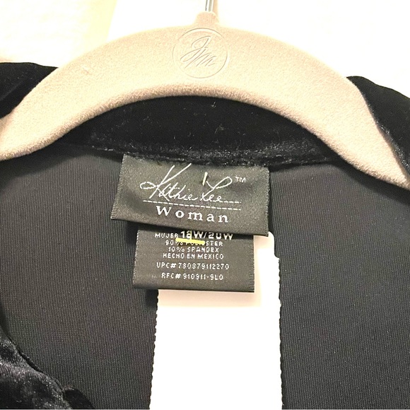 Kathie Lee Collection | Tops | Vintage Velvet Blouse By Kathie Lee ...